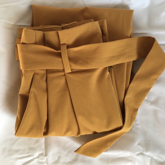 H&M | Pants & Jumpsuits | Mustard Yellow Pleated Paper Boy Pants | Poshmark